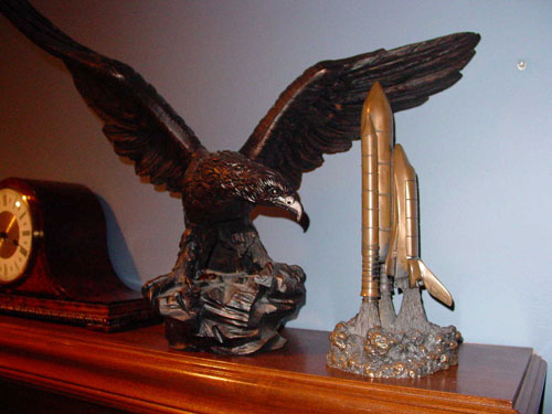 What is it worth? Bronze STS given to crews - collectSPACE: Messages